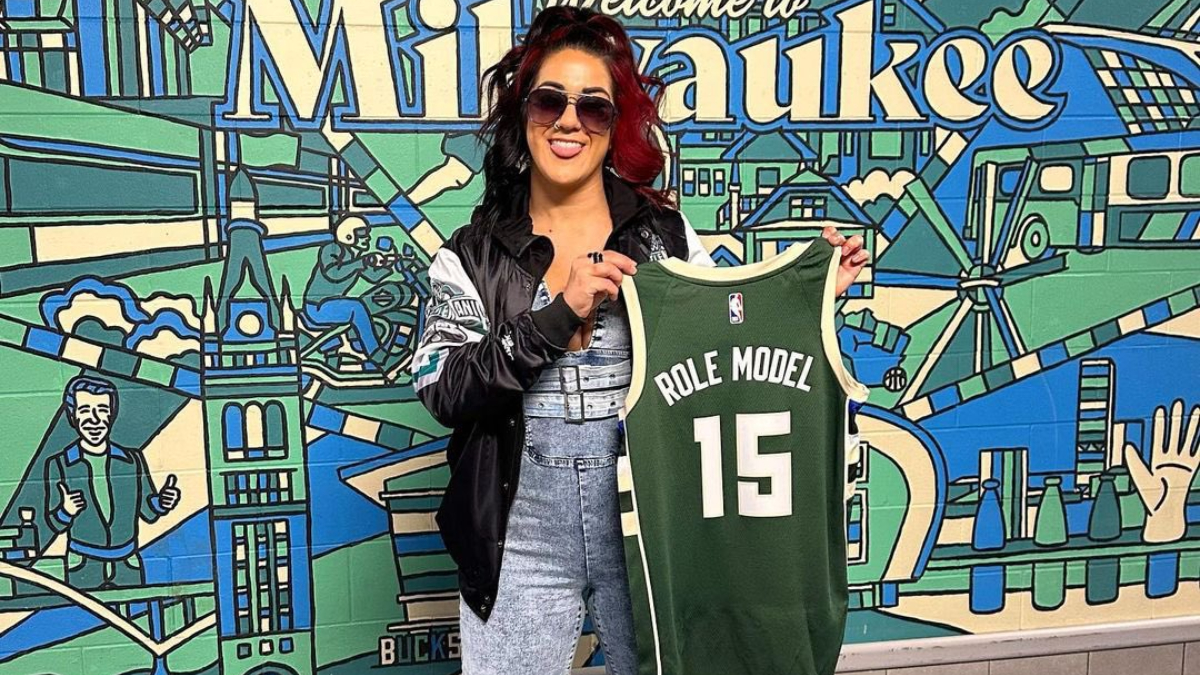 Bayley Gets Special Introduction At Milwaukee Bucks Game Ahead of Sold ...