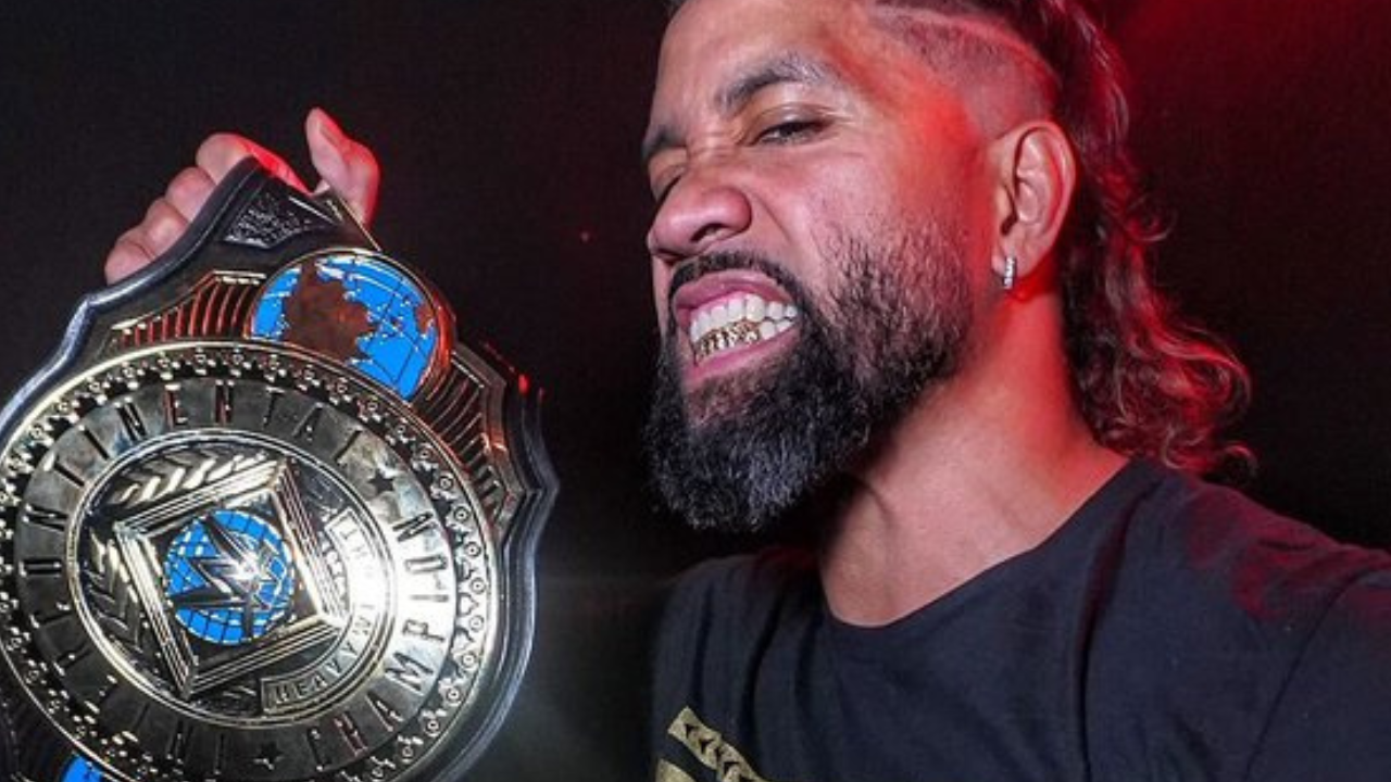 Jey Uso Shows Off New WWE Intercontinental Title Belt Jey Uso Shows Off New WWE Intercontinental Title Belt