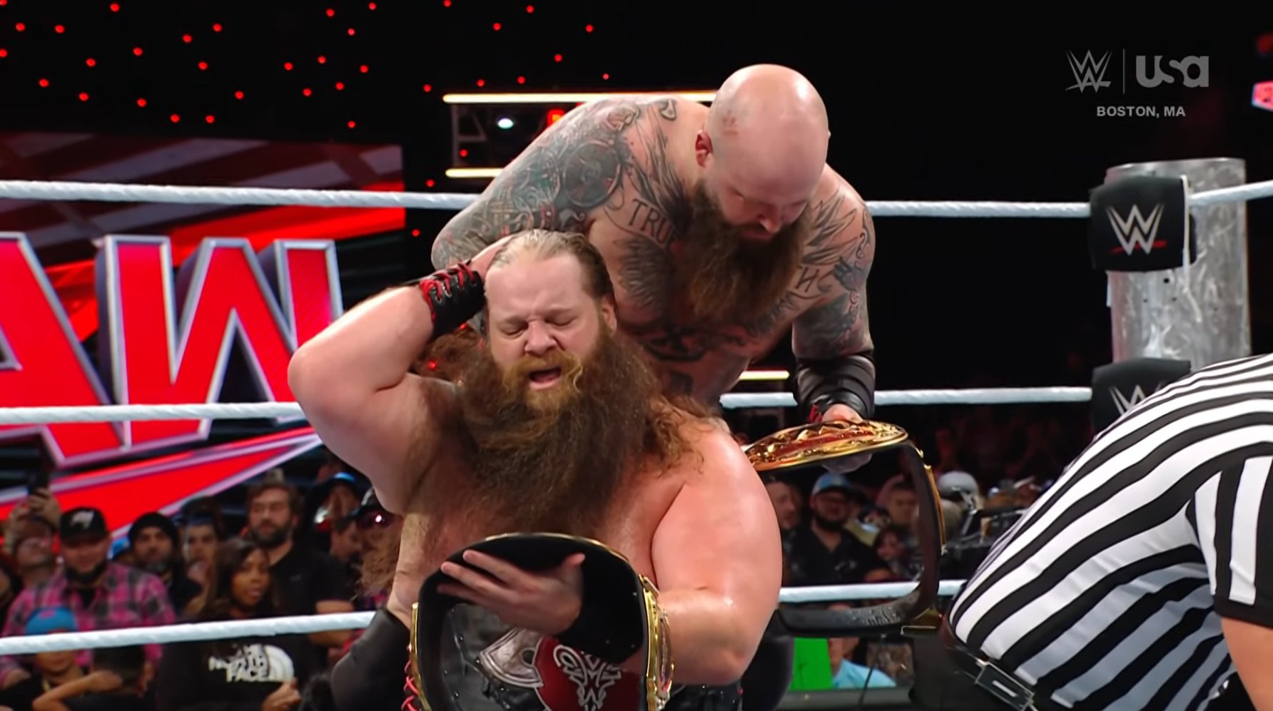 The War Raiders Win WWE World Tag Team Titles On Raw | SEScoops